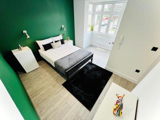 Room in a Shared House, Farmhouse Road, SW16