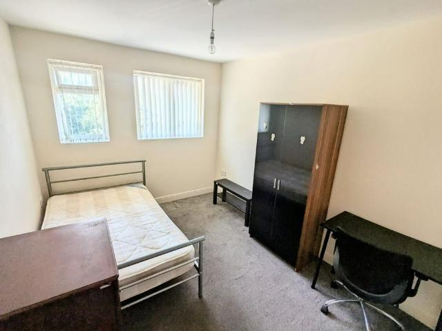 Room in a Shared House, Foleshill Road, CV1