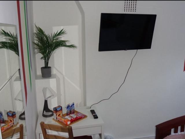 Room in a Shared House, Ford Square, E1