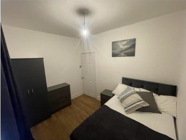Room in a Shared House, George Lane, SE13