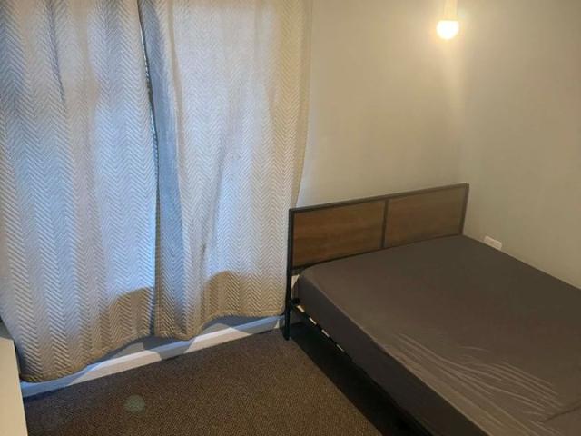 Room in a Shared House, Goverton Square, NG6