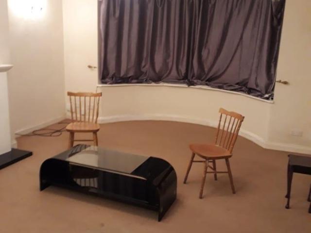 Room in a Shared House, Grasmere Gardens, HA3