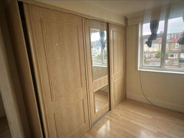 Room in a Shared House, Huxley Drive, RM6