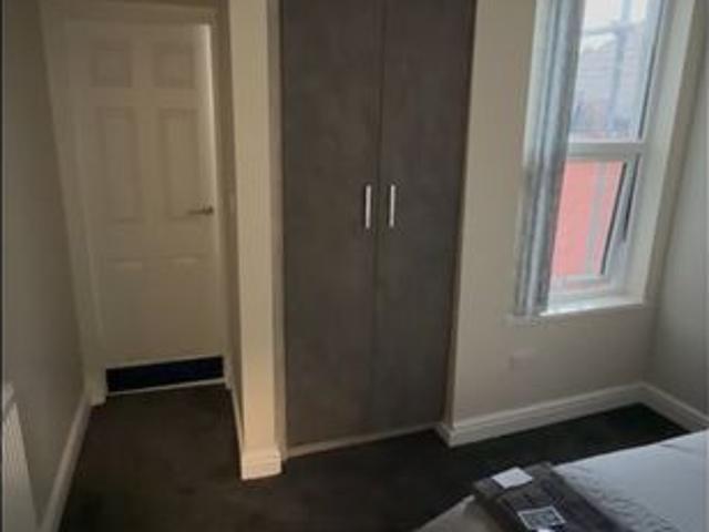 Room in a Shared House, Hagley Villas, B12