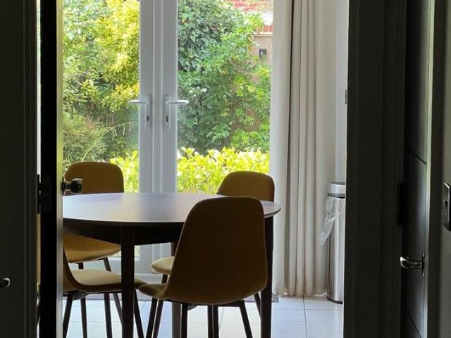 Room in a Shared House, Haden Square, RG1