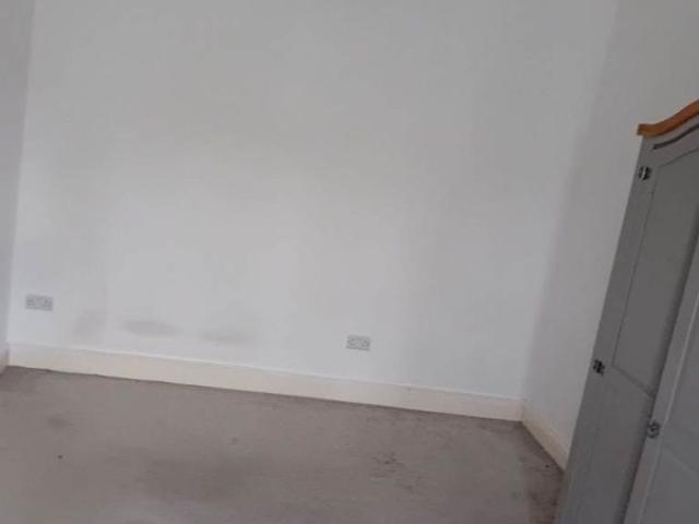 Room in a Shared House, Hampton Road, IG1