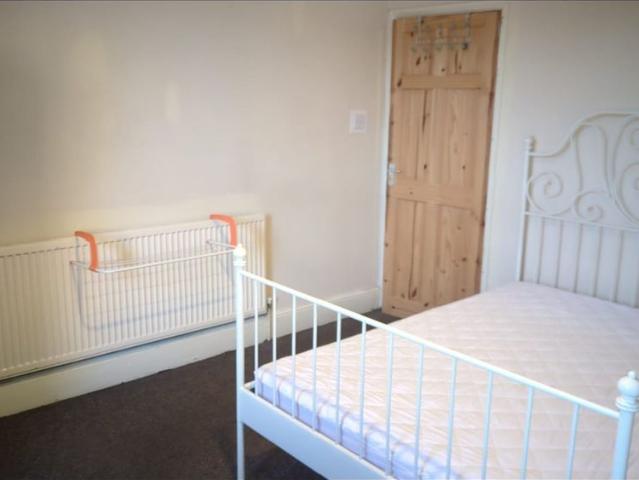 Room in a Shared House, Hartley Road, NG7