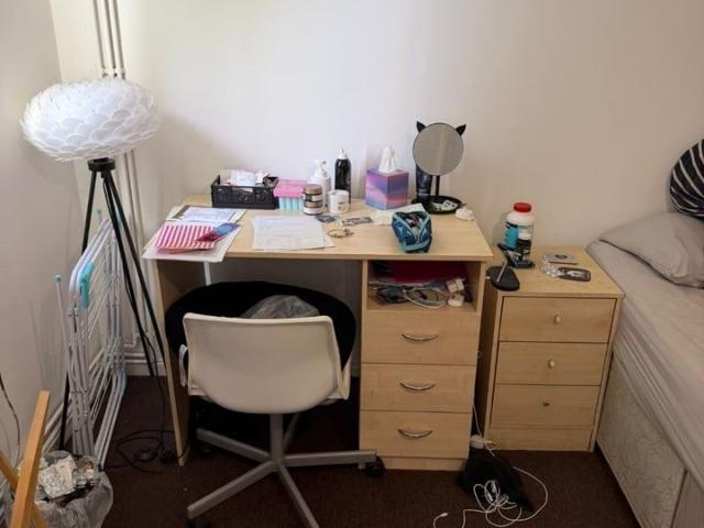Room in a Shared House, Hathway Walk, BS5