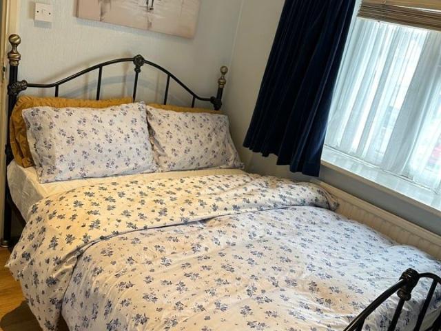 Room in a Shared House, Hendon Way, NW2