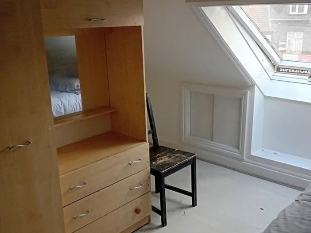 Room in a Shared House, Heston Road, TW5
