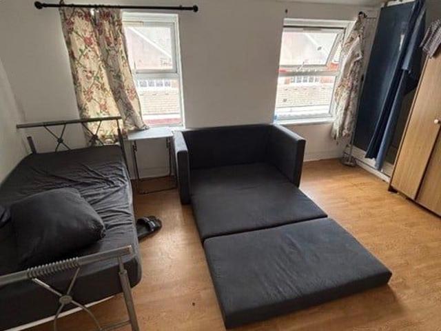 Room in a Shared House, High St, E17
