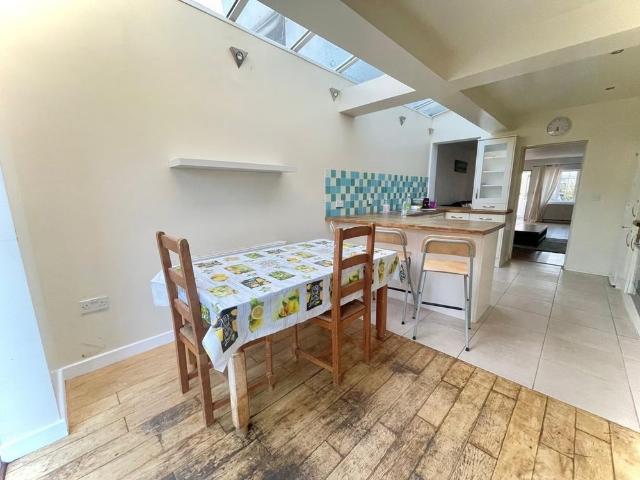 Room in a Shared House, Hounslow, TW3