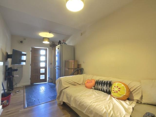 Room in a Shared House, Island Gardens, E14