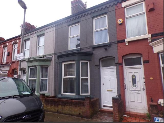 Room in a Shared House, Kelso Road, L6