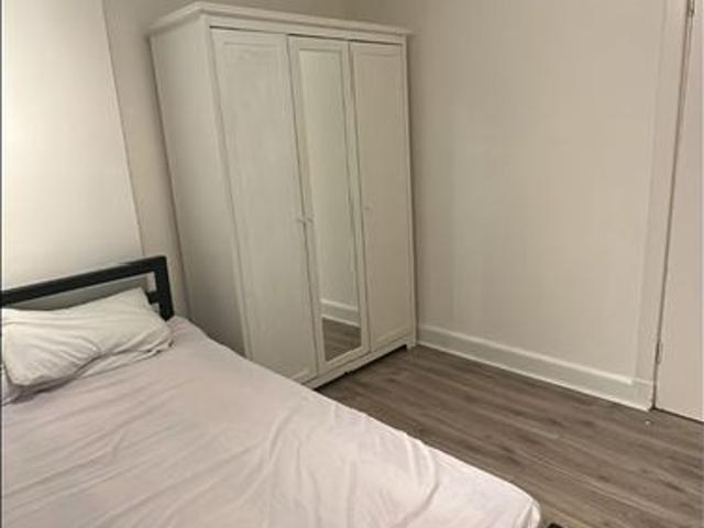 Room in a Shared House, Kennyland Court, NW4