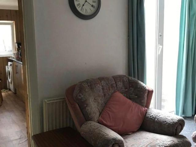 Room in a Shared House, Kimberley Road, E17