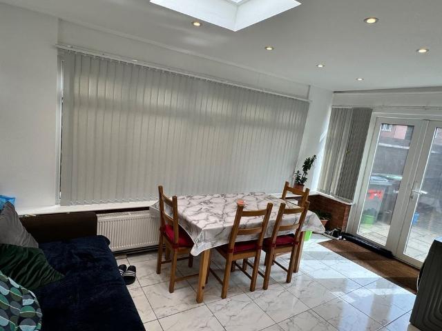 Room in a Shared House, Luton, LU2