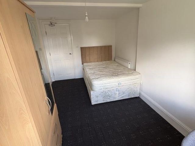 Room in a Shared House, Lutwyche Road, SE6