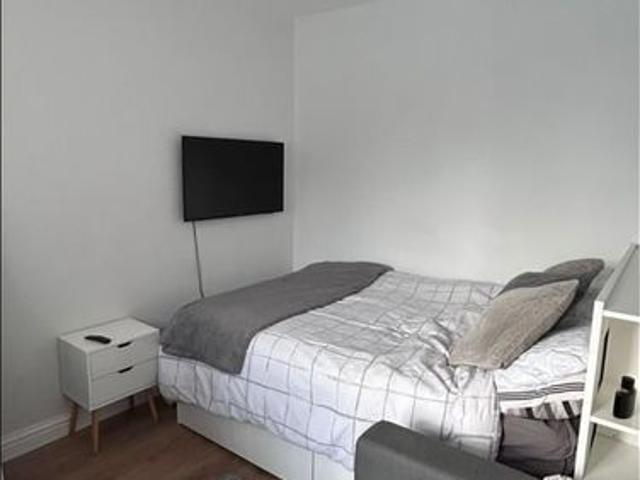 Room in a Shared House, Langbrook Road, SE3
