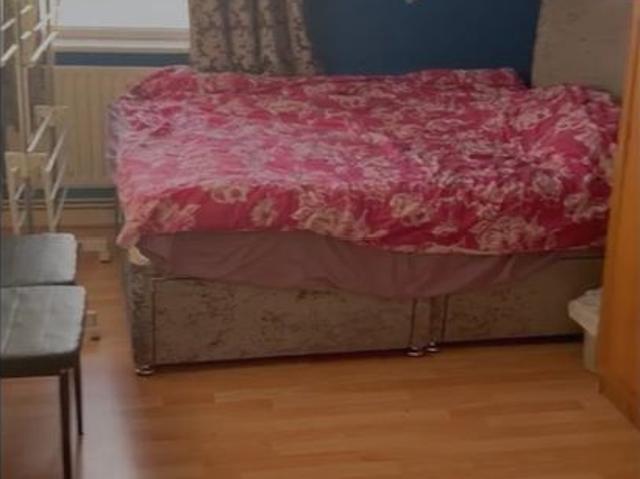 Room in a Shared House, Lewey House, E3