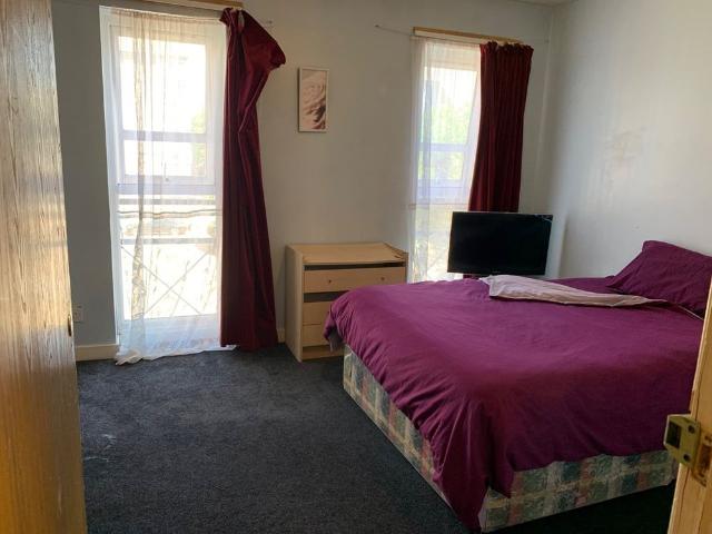 Room in a Shared House, London, SE16