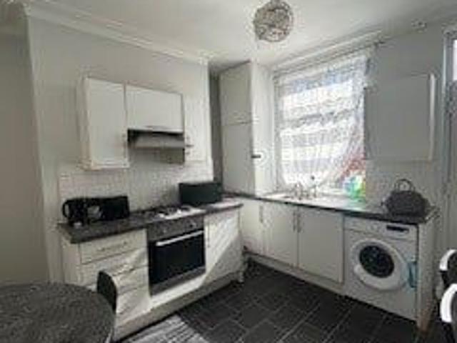 Room in a Shared House, Longroyd Grove, LS11