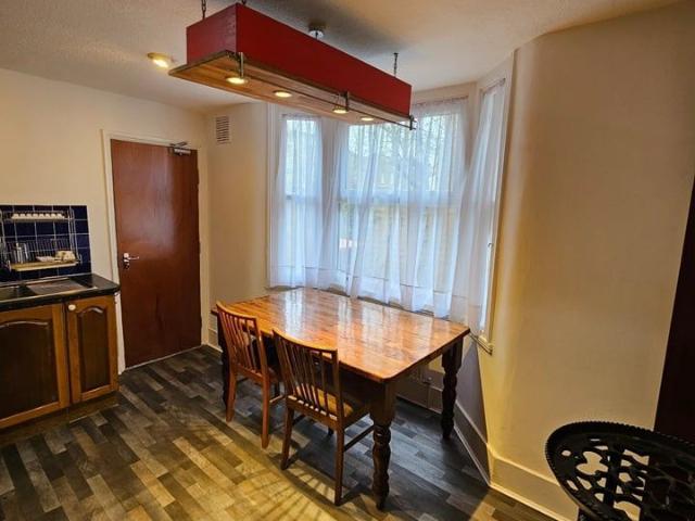 Room in a Shared House, Lordship Lane, N22