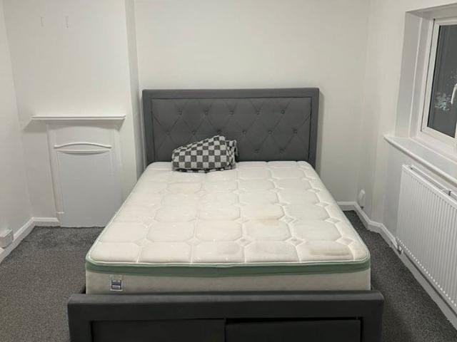 Room in a Shared House, Purley Way, CR0