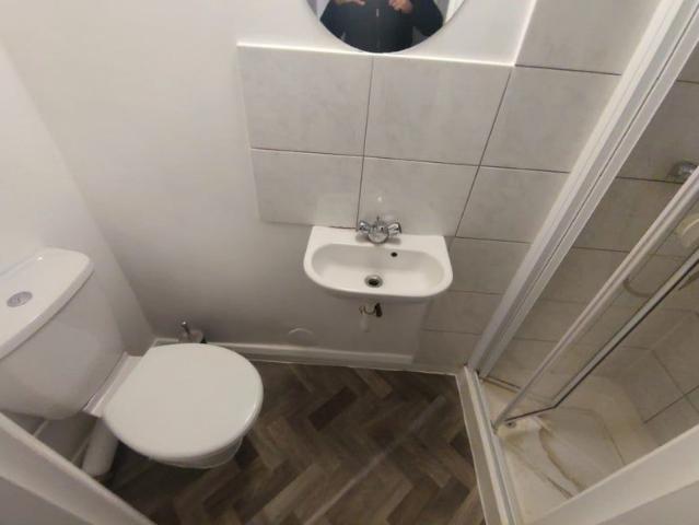 Room in a Shared House, Palmers Road, N11