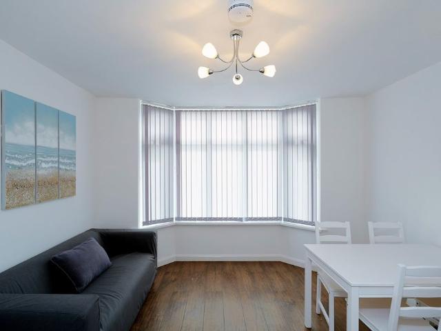 Room in a Shared House, Paxton Road, CV6