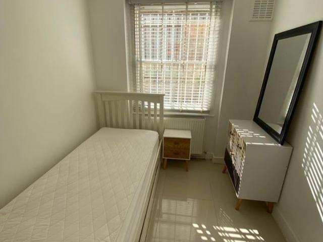 Room in a Shared House, Peak Hill Avenue, SE26