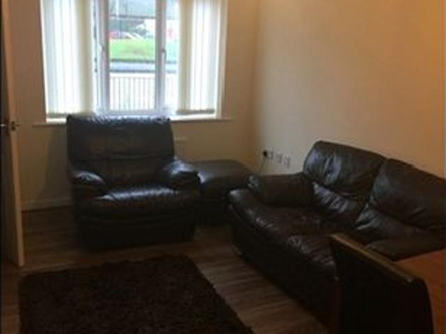 Room in a Shared House, Plymouth Grove, M13