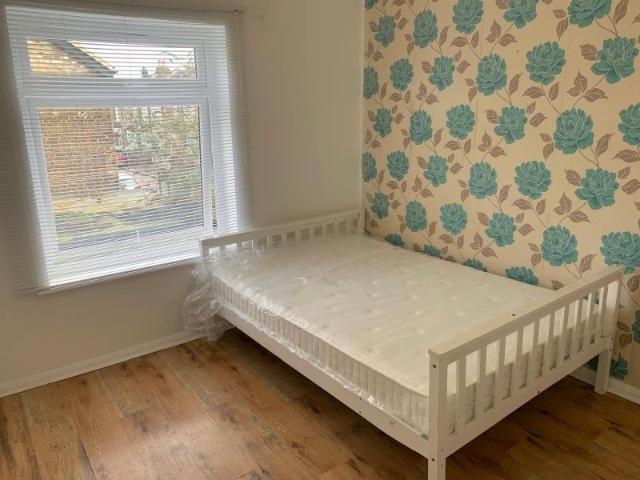 Room in a Shared House, Pretoria Avenue, E17