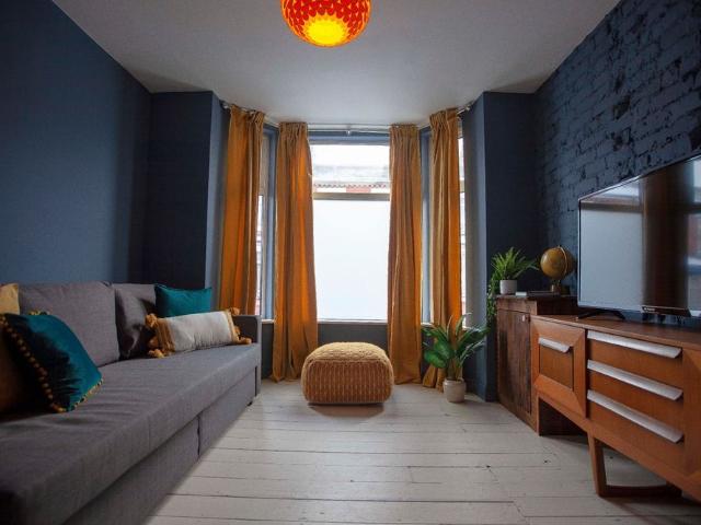 Room in a Shared House, Ruskin Avenue, M14