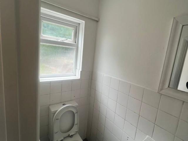 Room in a Shared House, Radcliffe Road, HA3