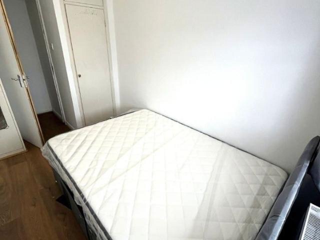 Room in a Shared House, Radcliffe Road, HA3