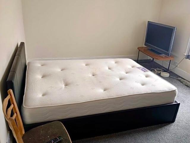 Room in a Shared House, Radcliffe Road, SO14