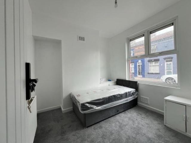 Room in a Shared House, Reginald View, LS7