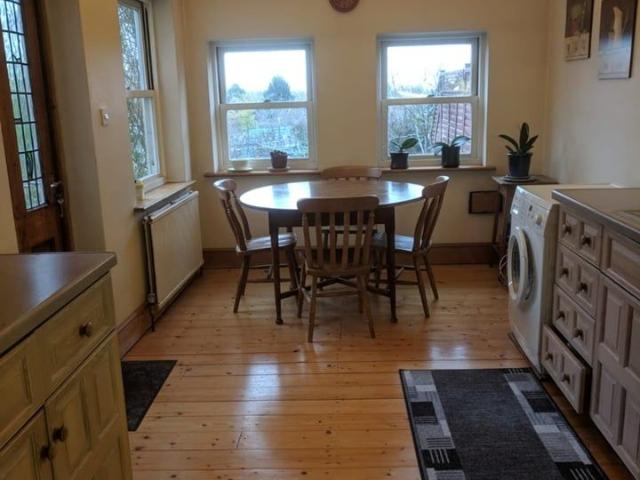 Room in a Shared House, Rosemary Ave, N3