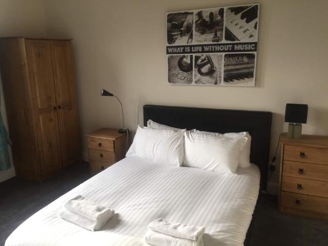Room in a Shared House, St. Johns Road, EH12