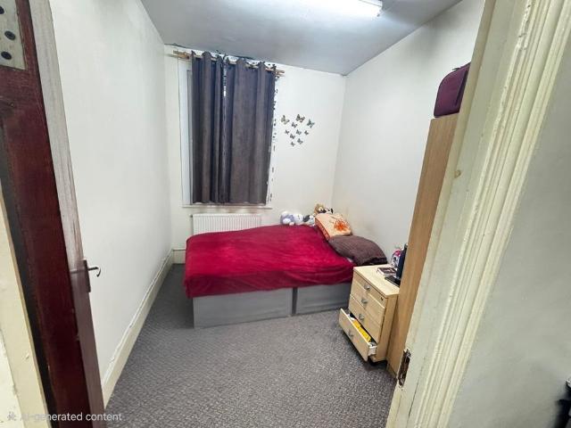 Room in a Shared House, St. Luke's Avenue, IG1