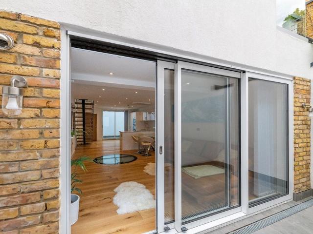 Room in a Shared House, St. Peter's Street, N1