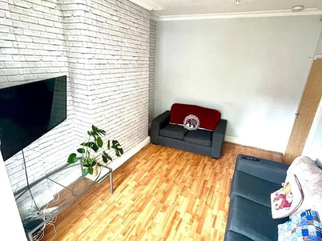 Room in a Shared House, Stanmore Place, LS4