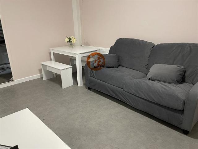 Room in a Shared House, Stare Green, CV4