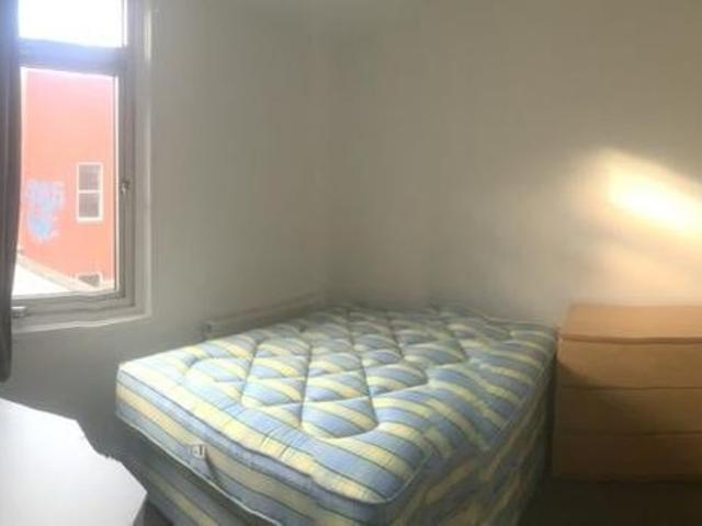 Room in a Shared House, Stokes Croft, BS2