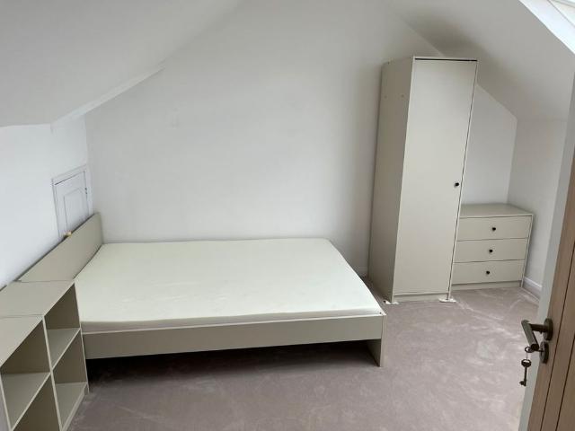 Room in a Shared House, Sandringham Road, IG11