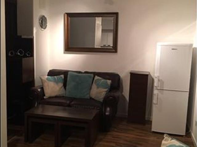 Room in a Shared House, School Walk, AB24