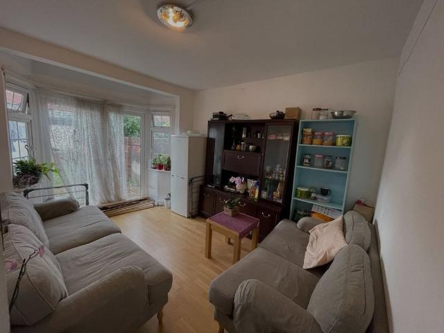 Room in a Shared House, Seaton Road, HA0