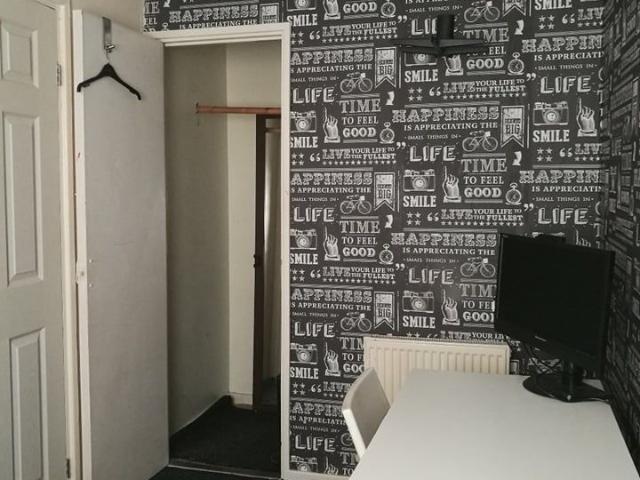 Room in a Shared House, Servia Drive, LS7
