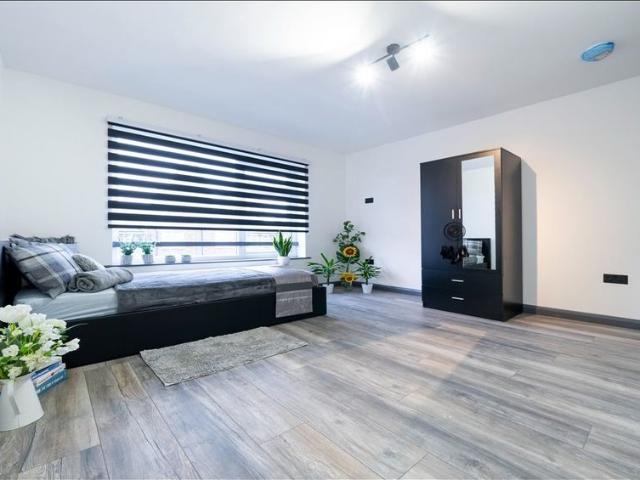 Room in a Shared House, Shaw Road, BR1